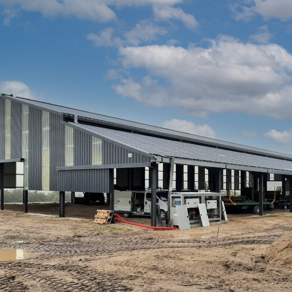 Bâtiment photovoltaïque agricole Tenergie / Salles-Curan (12) - CANCÉ