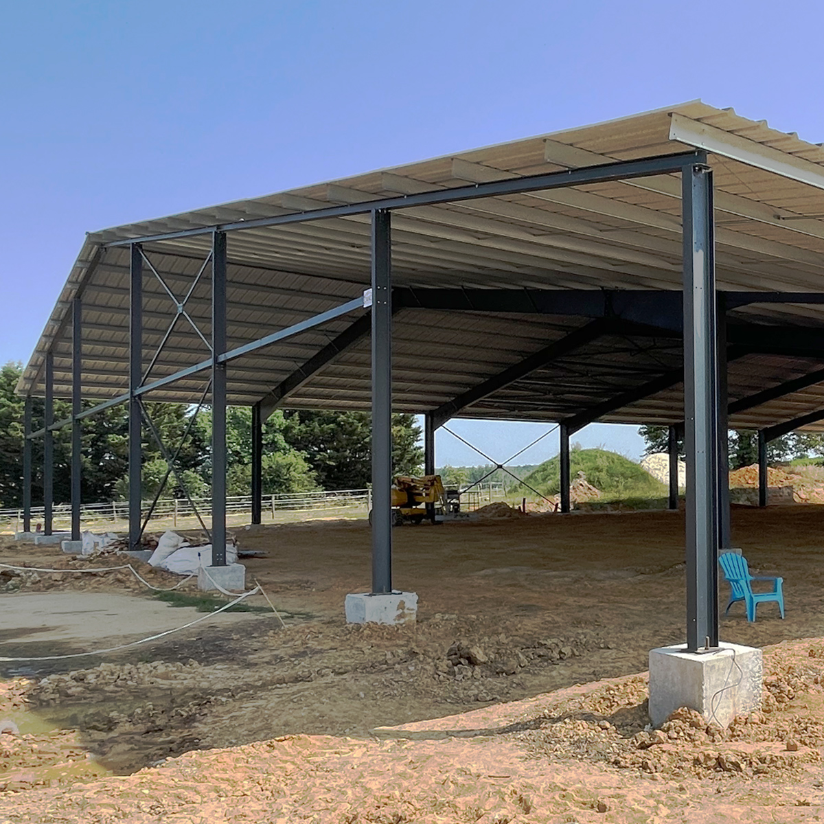 Hangar photovoltaïque PrejeanceIndustrial / Bonnœuvre (44) - CANCÉ